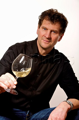 Cephas Picture Library - Asset Details 1227269- Walter Skoff, winemaker ...